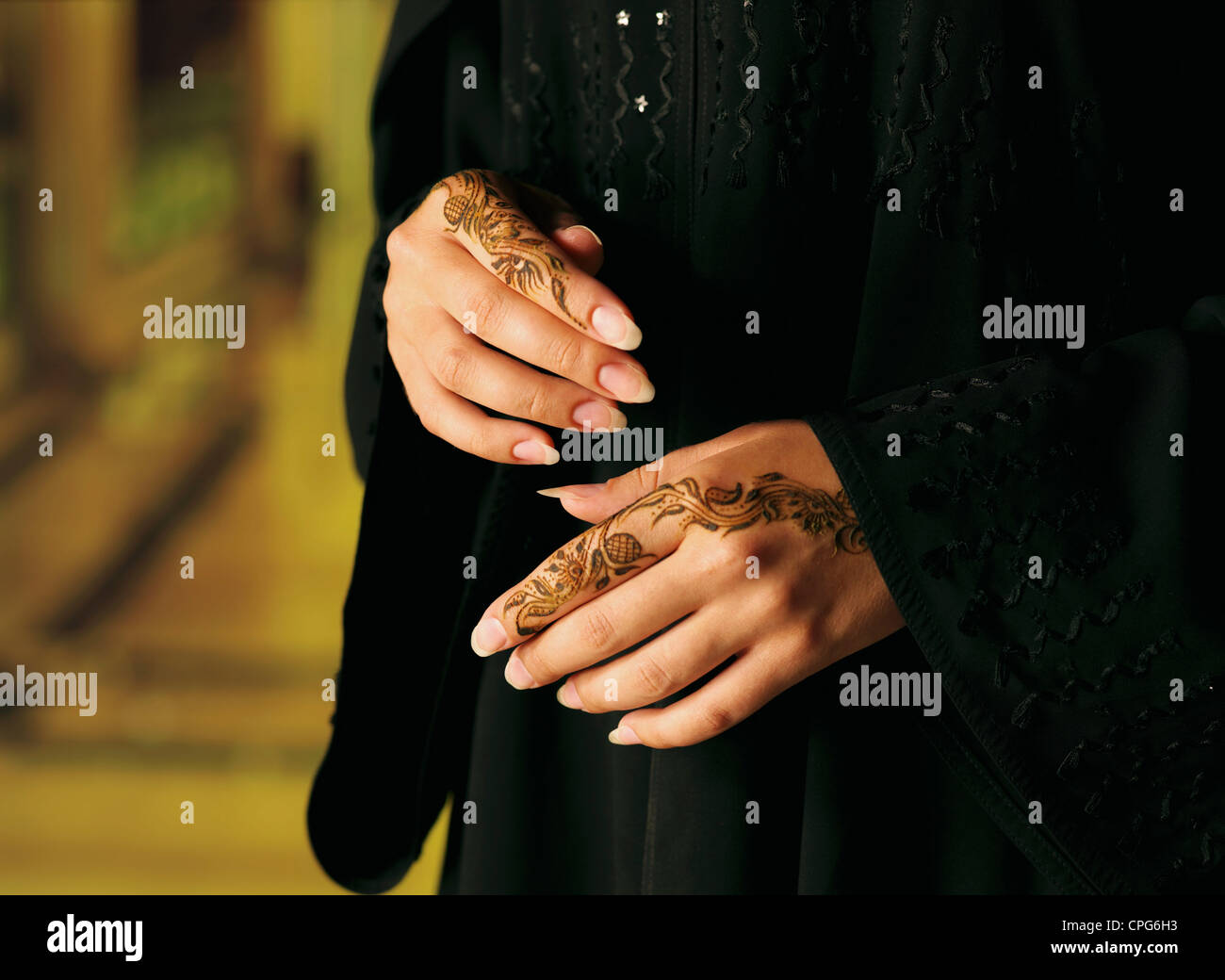 Hands with henna Stock Photo - Alamy