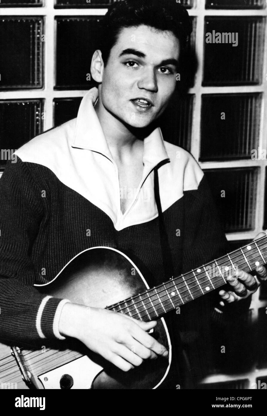 50s singer hi-res stock photography and images - Alamy