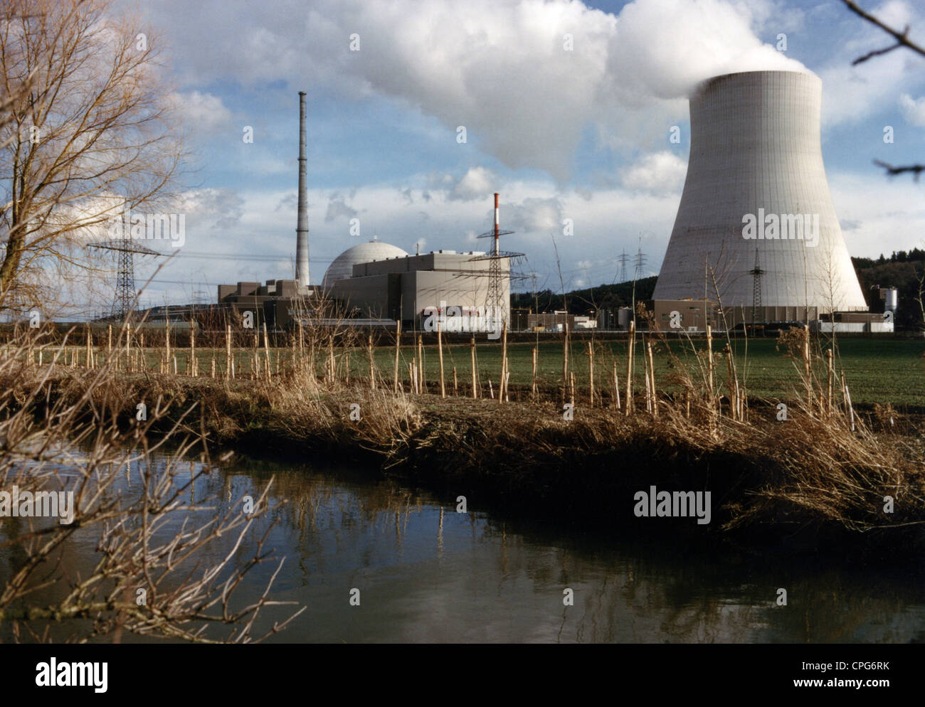 Cooling tower of the nuclear power plant isar hi-res stock photography and images - Alamy