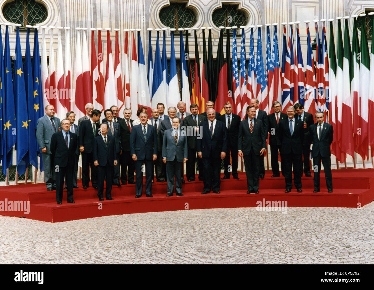 Jacques delors 1992 hi-res stock photography and images - Alamy