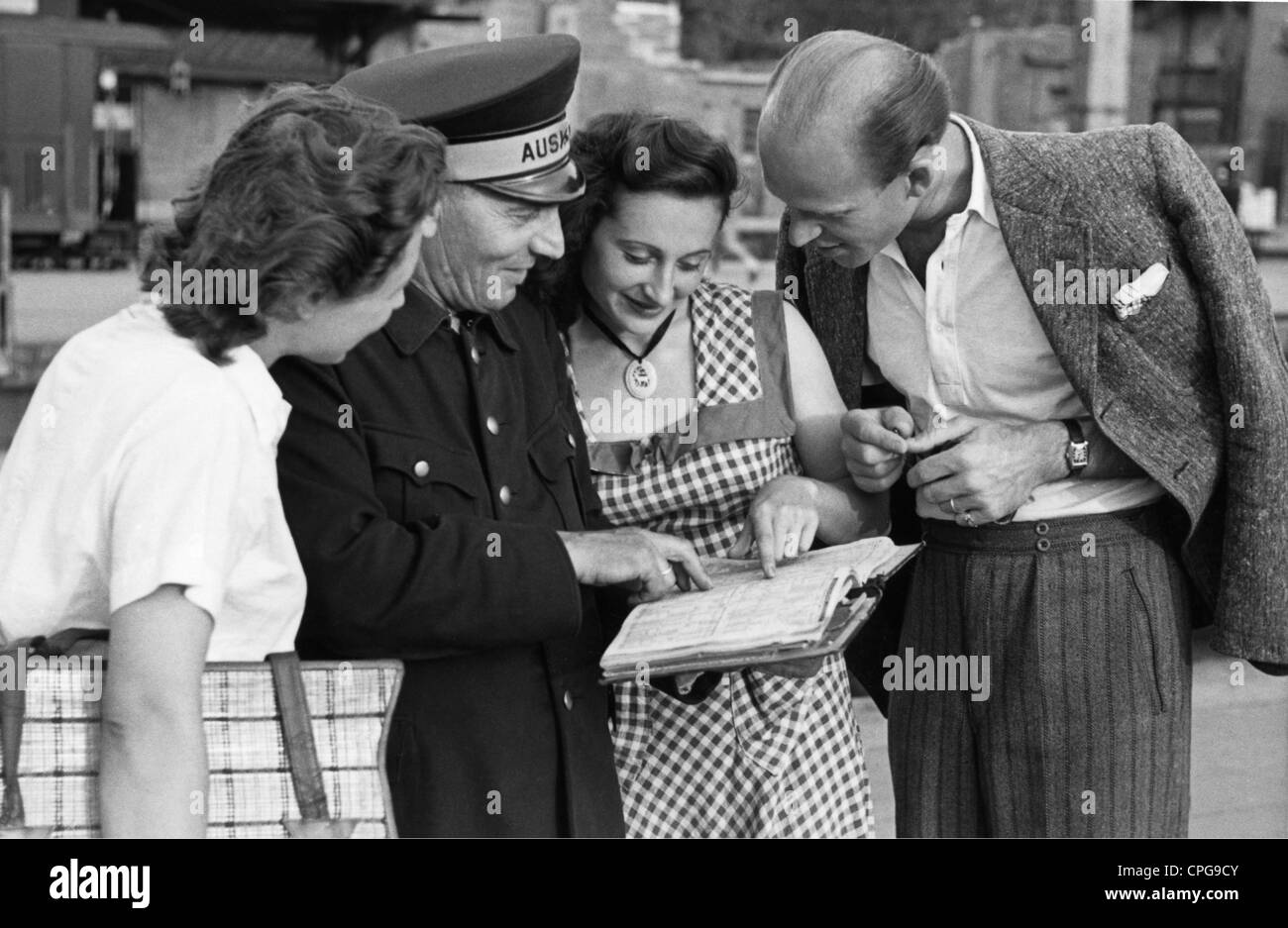 1950s railway rail hi-res stock photography and images - Alamy