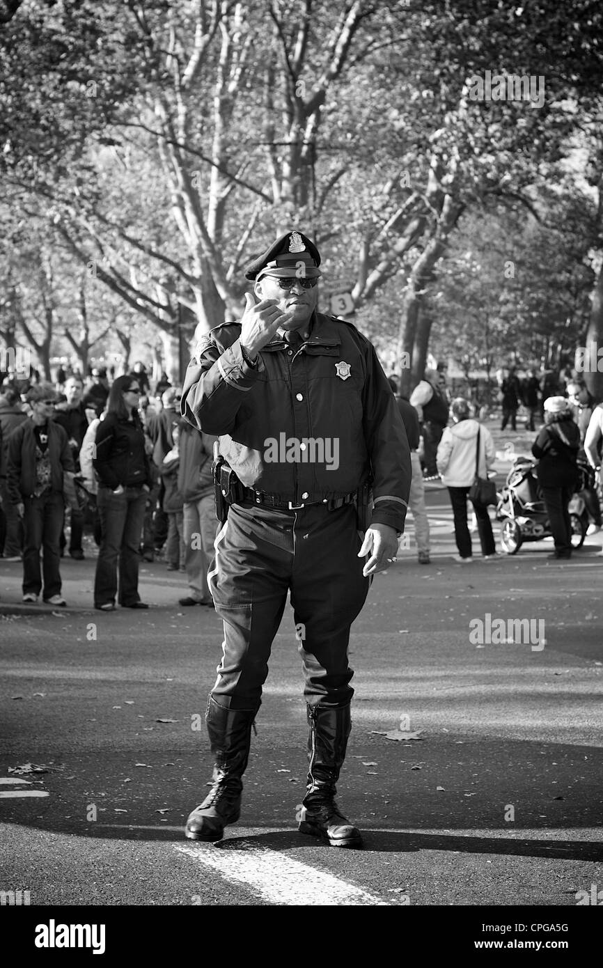 State police trooper officer state hi-res stock photography and images ...