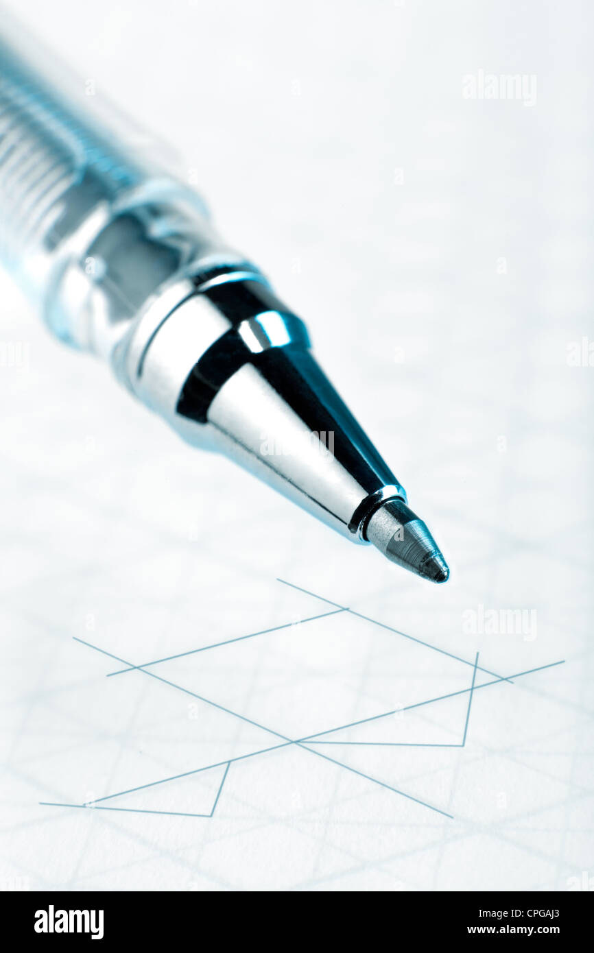 Making drawing hi-res stock photography and images - Alamy