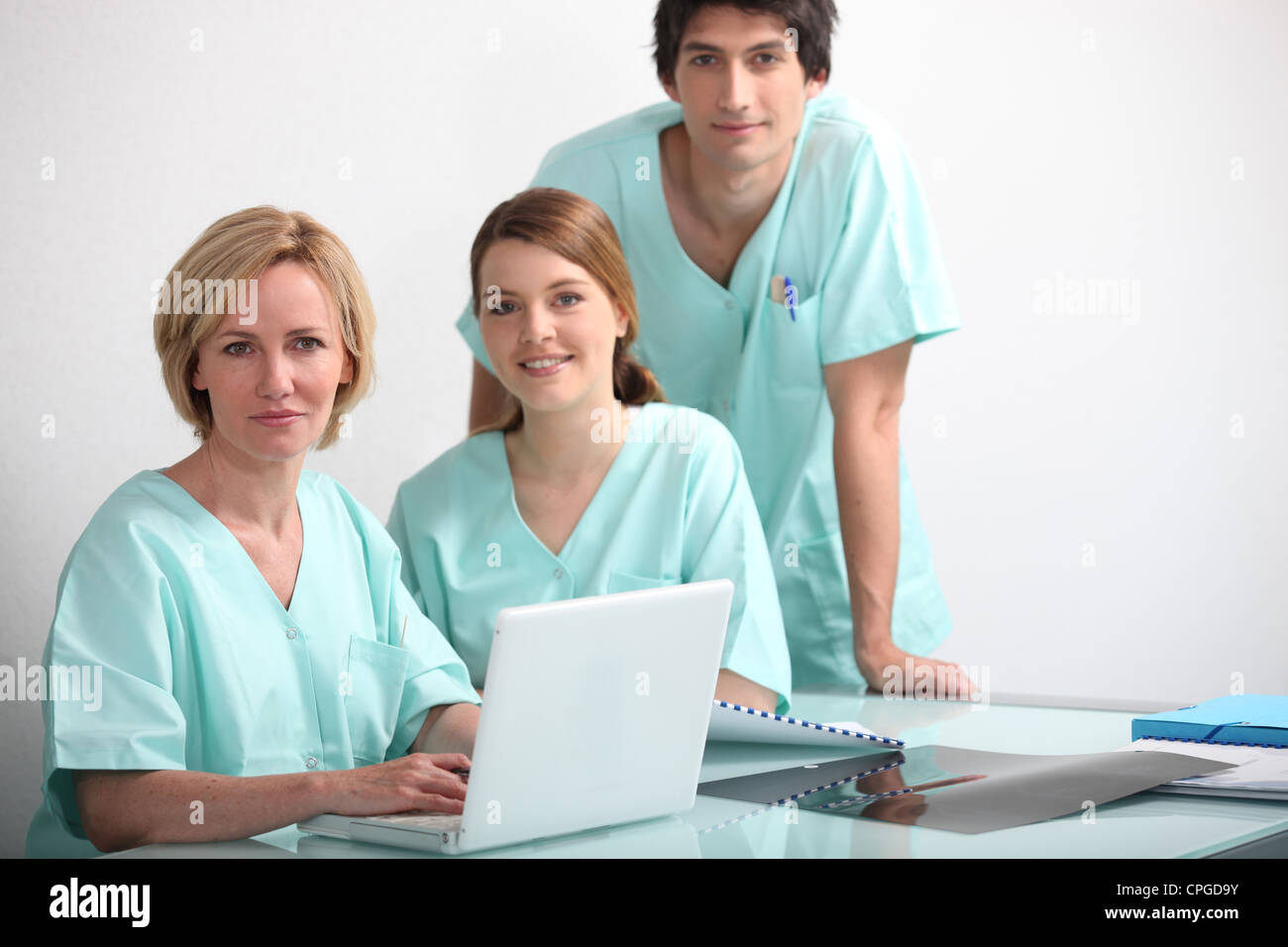 Nurses station hi-res stock photography and images - Alamy