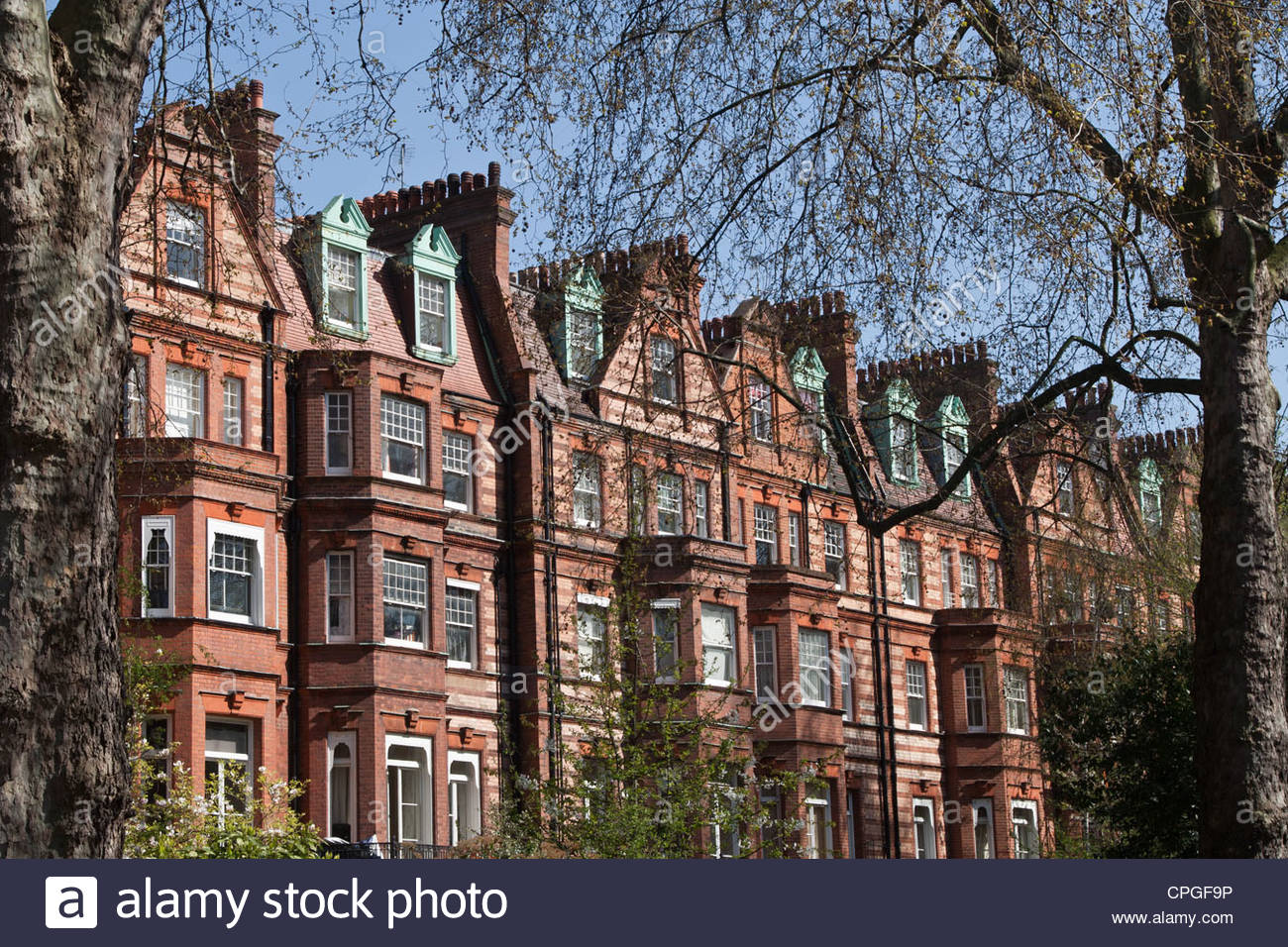 Victorian Buildings London Sw1 High Resolution Stock Photography and ...
