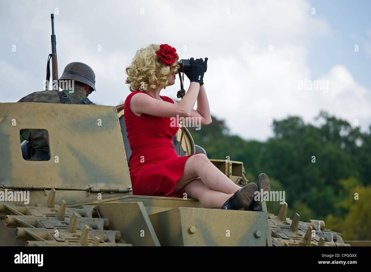 Tank ww2 woman hi-res stock photography and images - Alamy