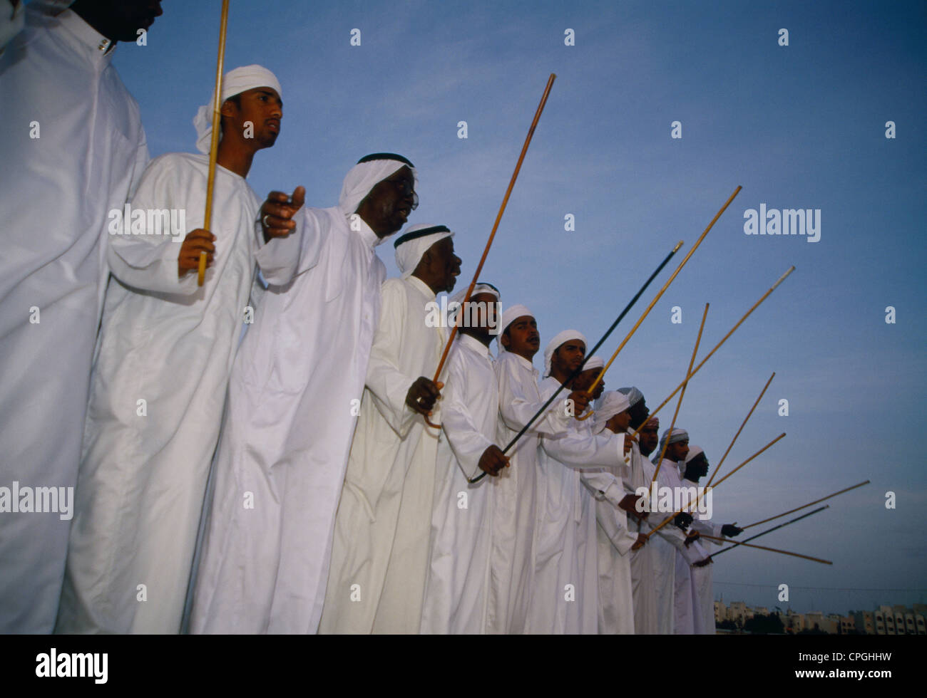 Traditional arab dancers hi-res stock photography and images - Alamy