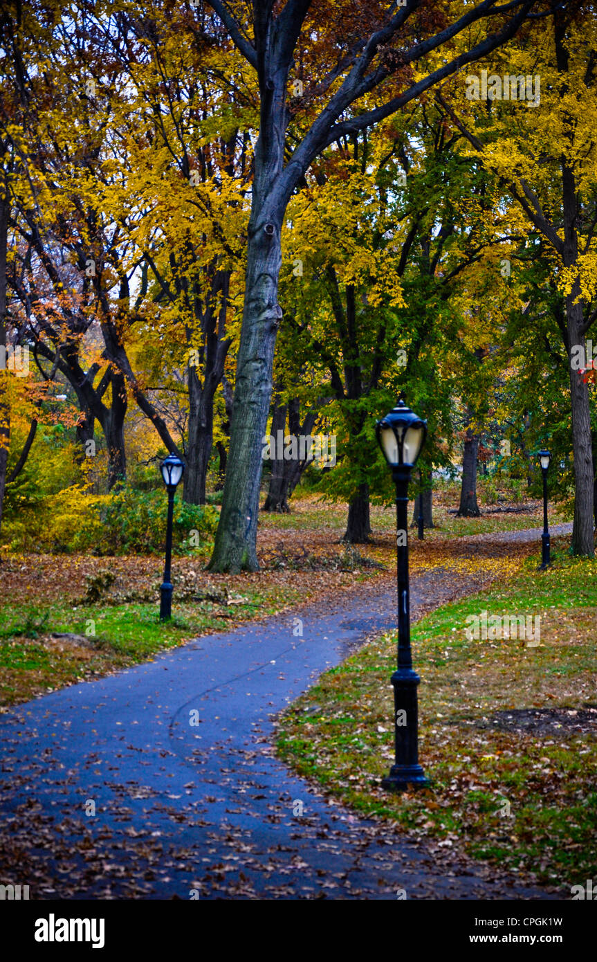 NYC Central Park path street lights Stock Photo - Alamy