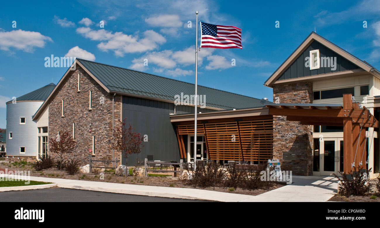 Suburban library building Stock Photo - Alamy