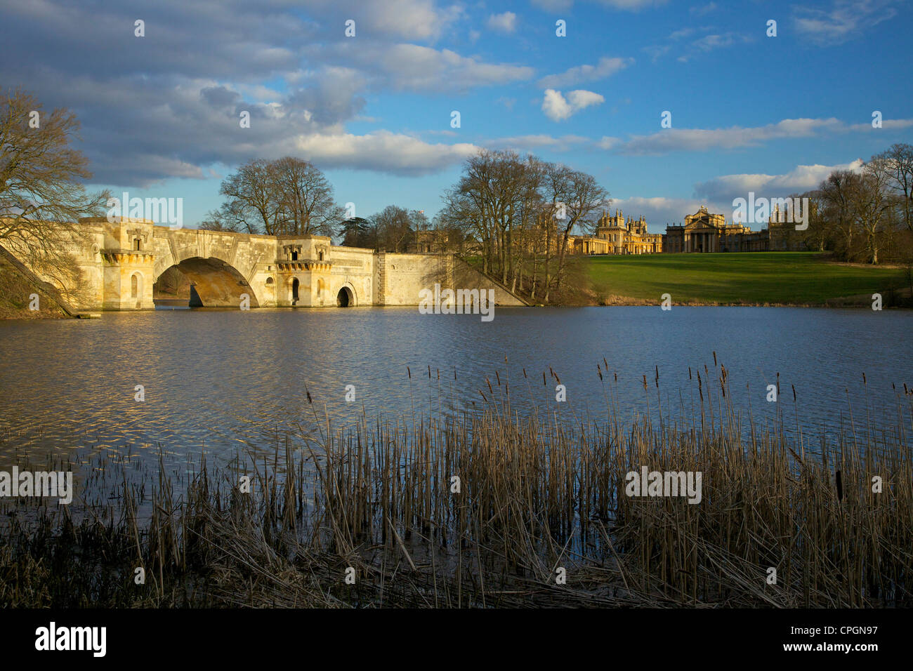 Sir John Vanbrugh’s Grand Bridge and Blenheim Palace, Woodstock ...