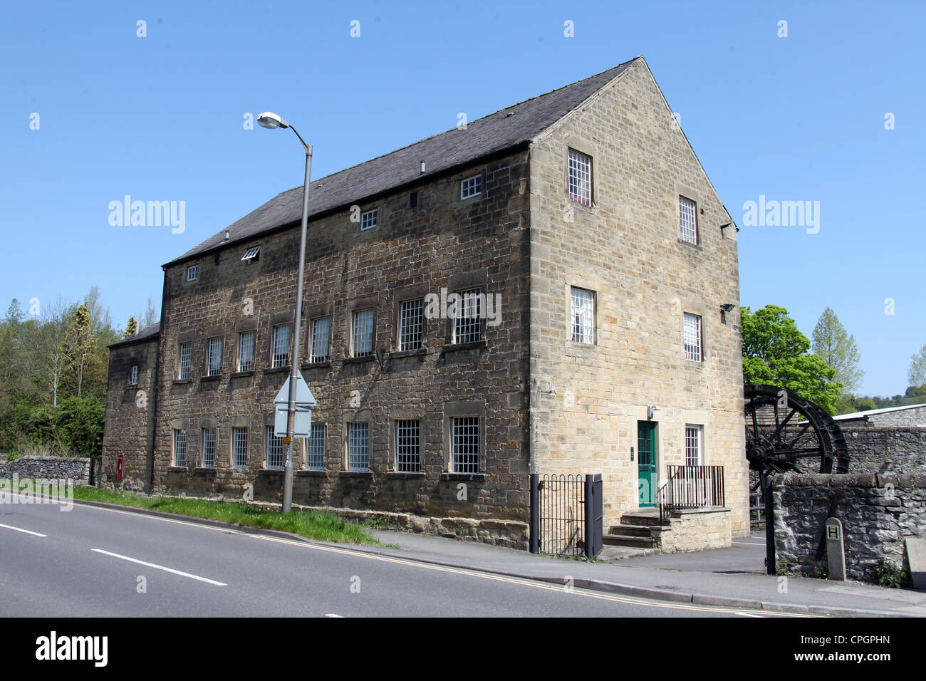 18th century water mill uk hi-res stock photography and images - Alamy