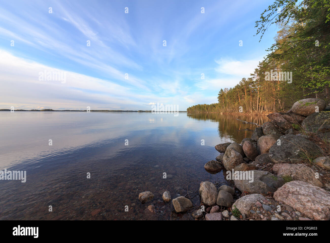 Blue lake sky hi-res stock photography and images - Alamy