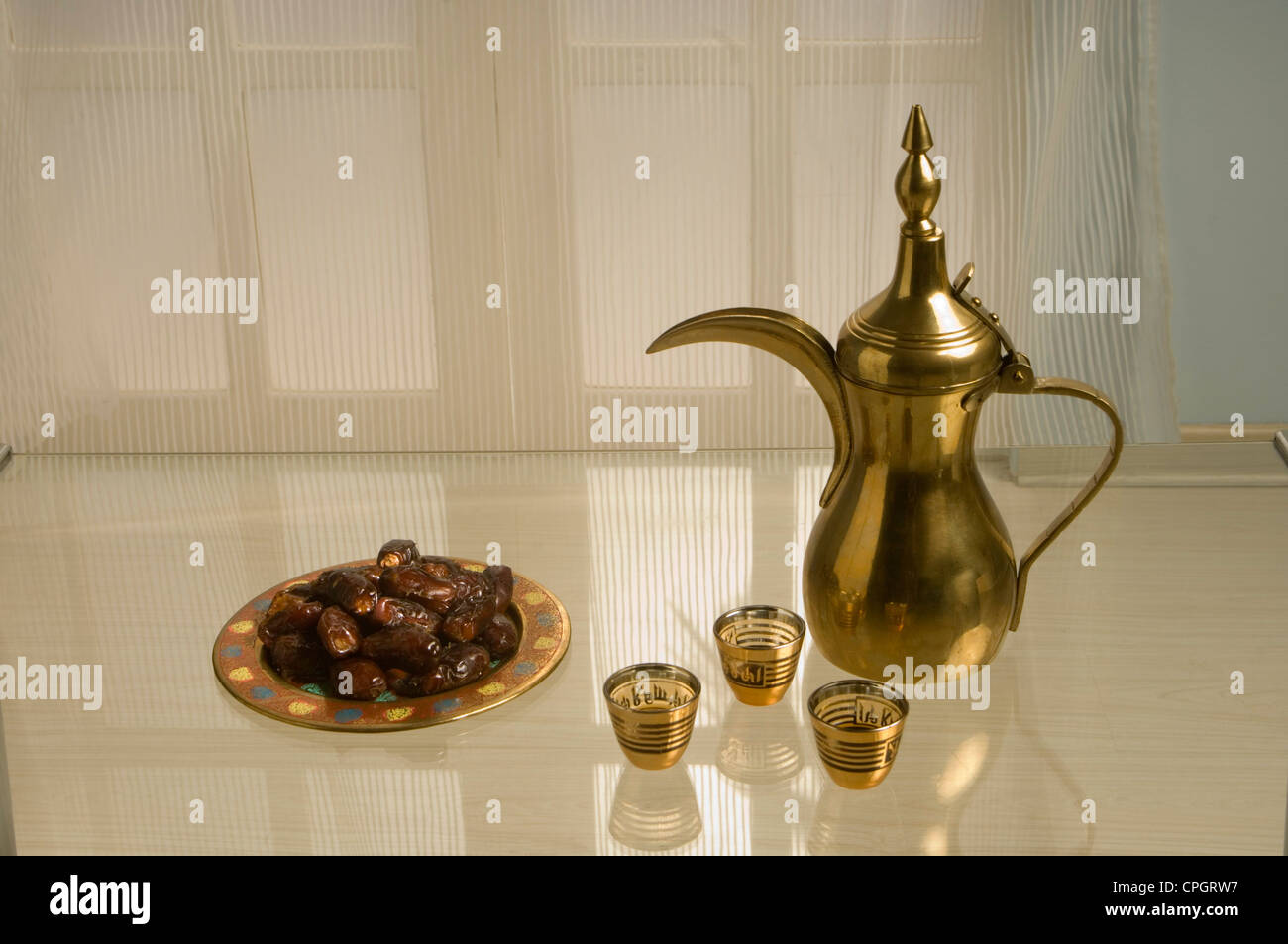 Arabic coffee with dates Stock Photo - Alamy