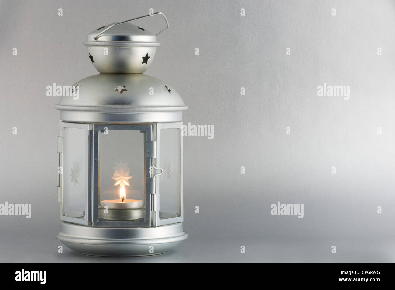 Ramadan lanterns (fanous) hi-res stock photography and images - Alamy