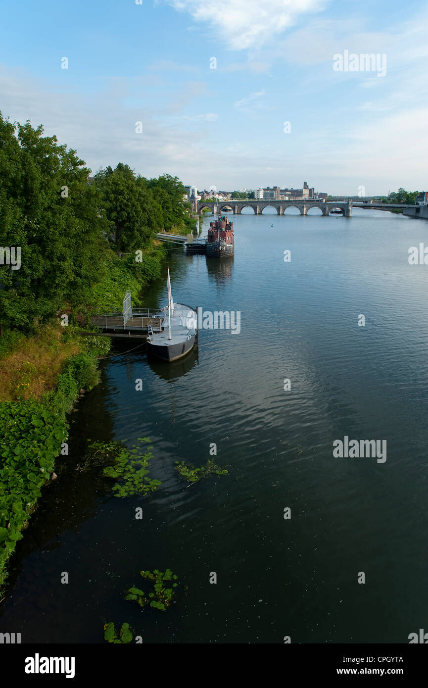 River Maas and Saint Servatius Bridge, Maastricht, Limburg, The ...