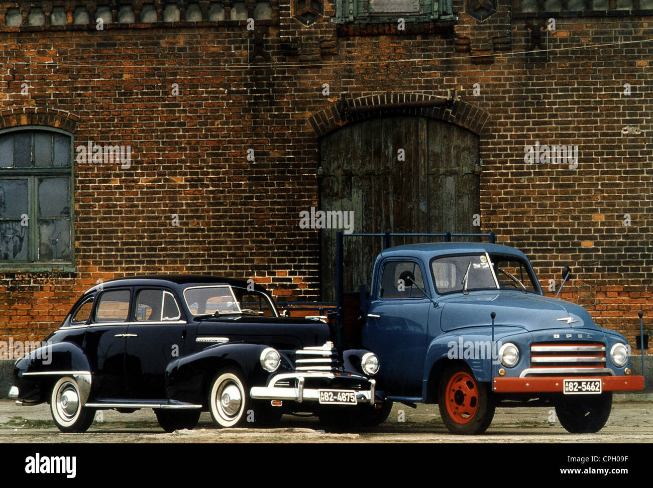 1953 year hi-res stock photography and images - Alamy