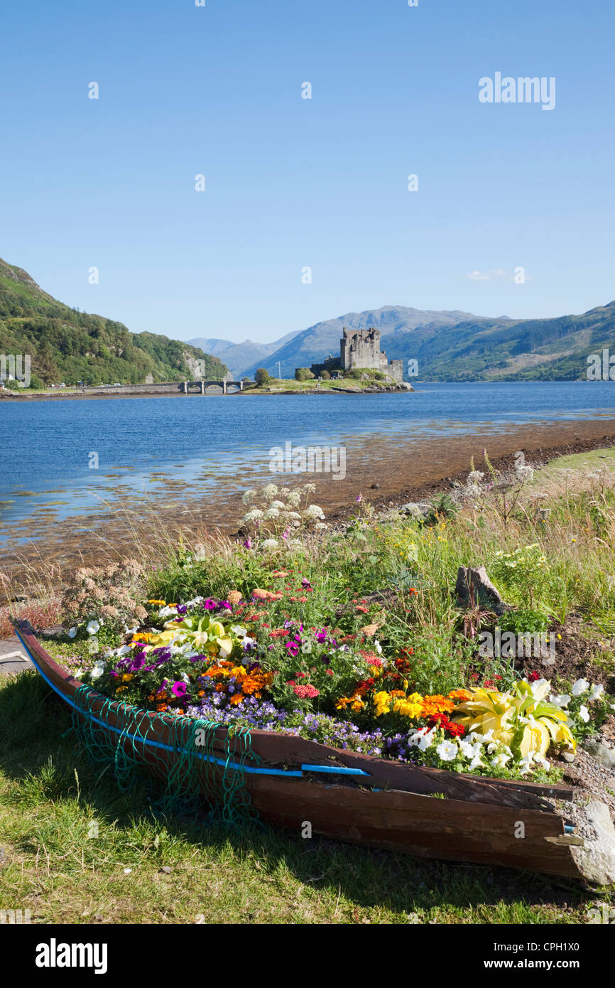 UK, United Kingdom, Europe, Scotland, Highlands, Eilean Donan Castle ...