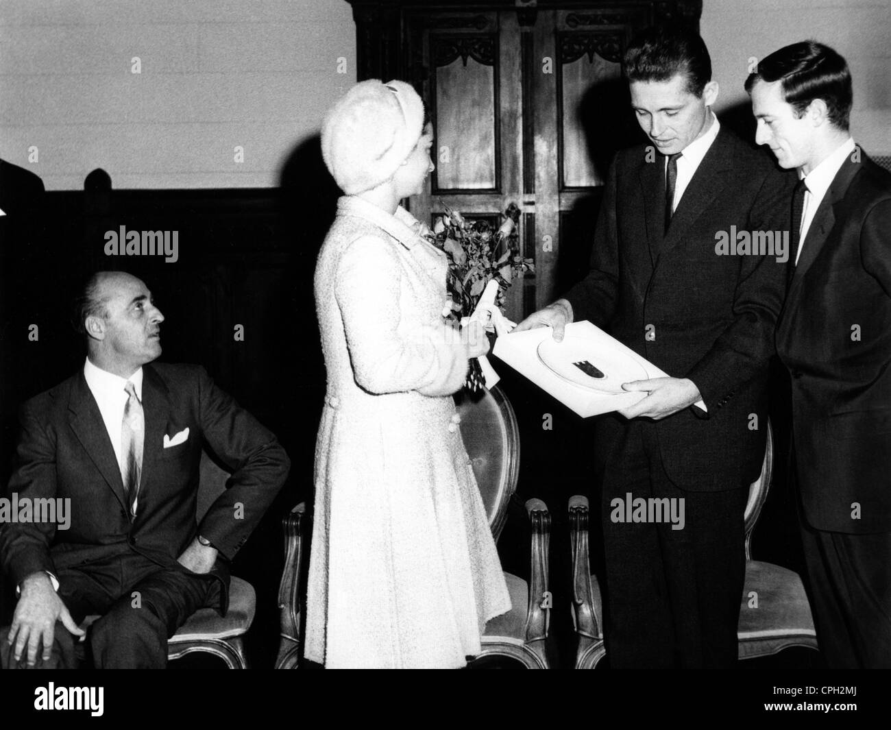 Marriage prince hi-res stock photography and images - Alamy