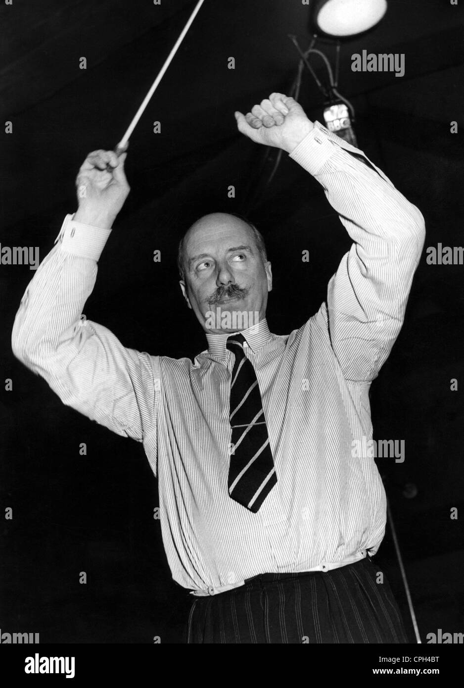 Adrian boult 1940s hi-res stock photography and images - Alamy