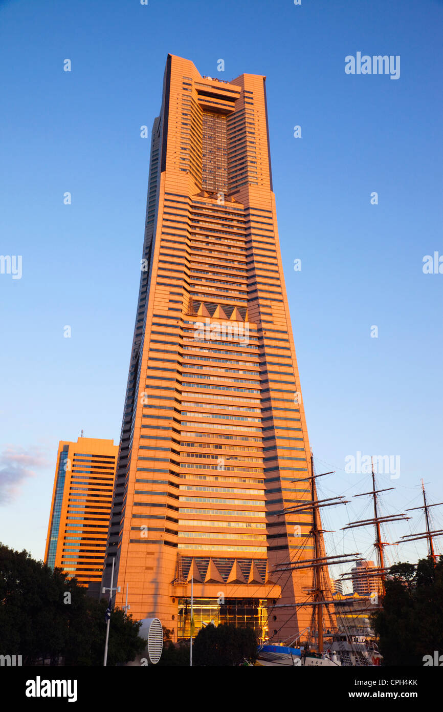 Asia, Japan, Tokyo, Yokohama, Landmark Tower, Building, Nippon Maru ...