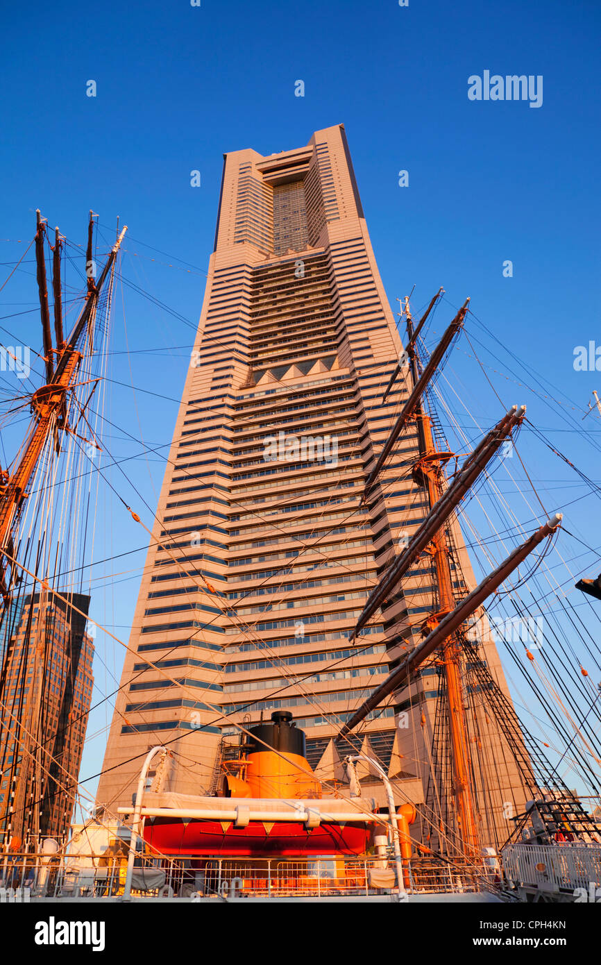 Asia, Japan, Tokyo, Yokohama, Landmark Tower, Building, Nippon Maru ...