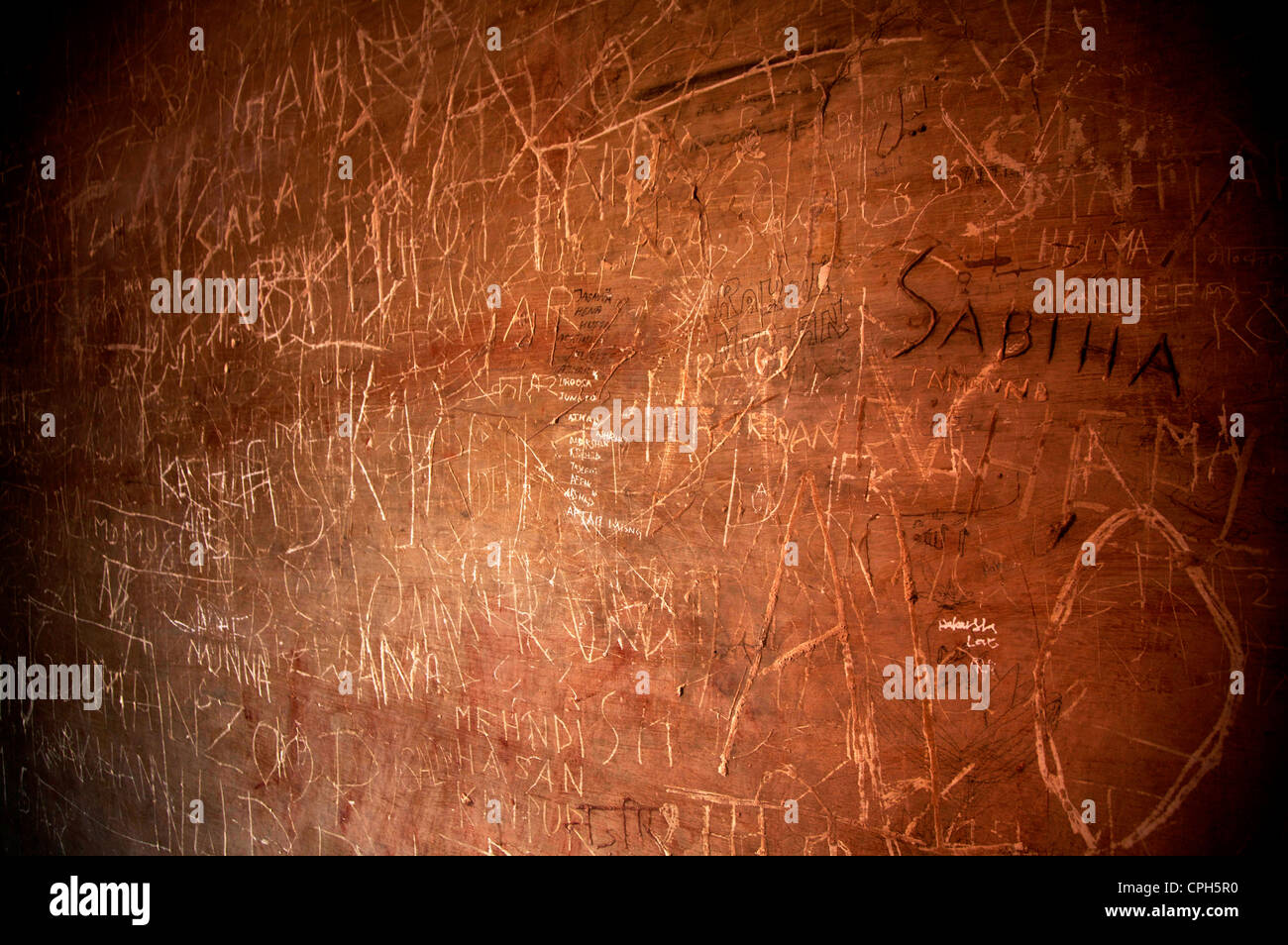 Signature wall hi-res stock photography and images - Alamy