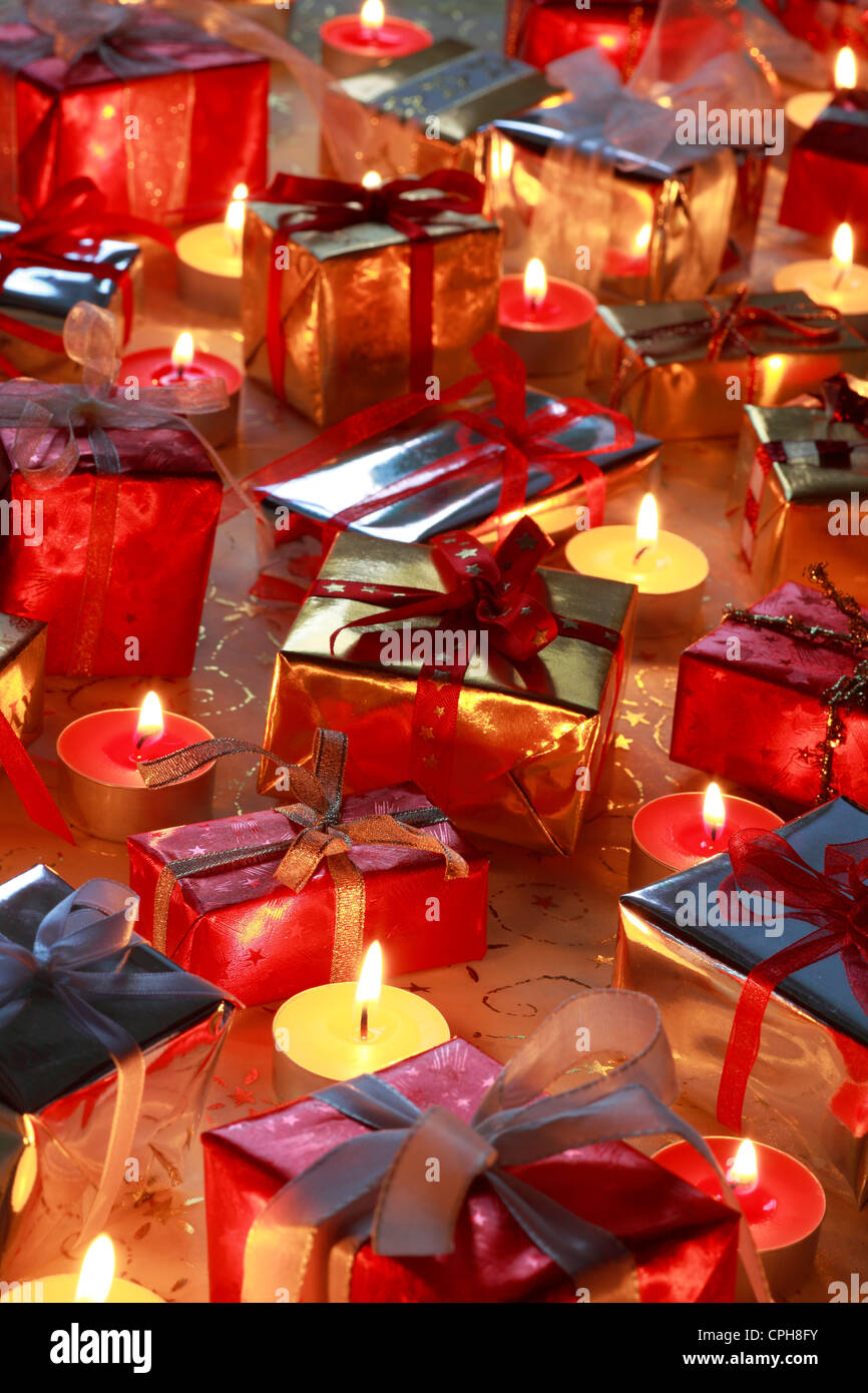 Decoration, present, presents, candle, candles, light, close-up, parcel ...