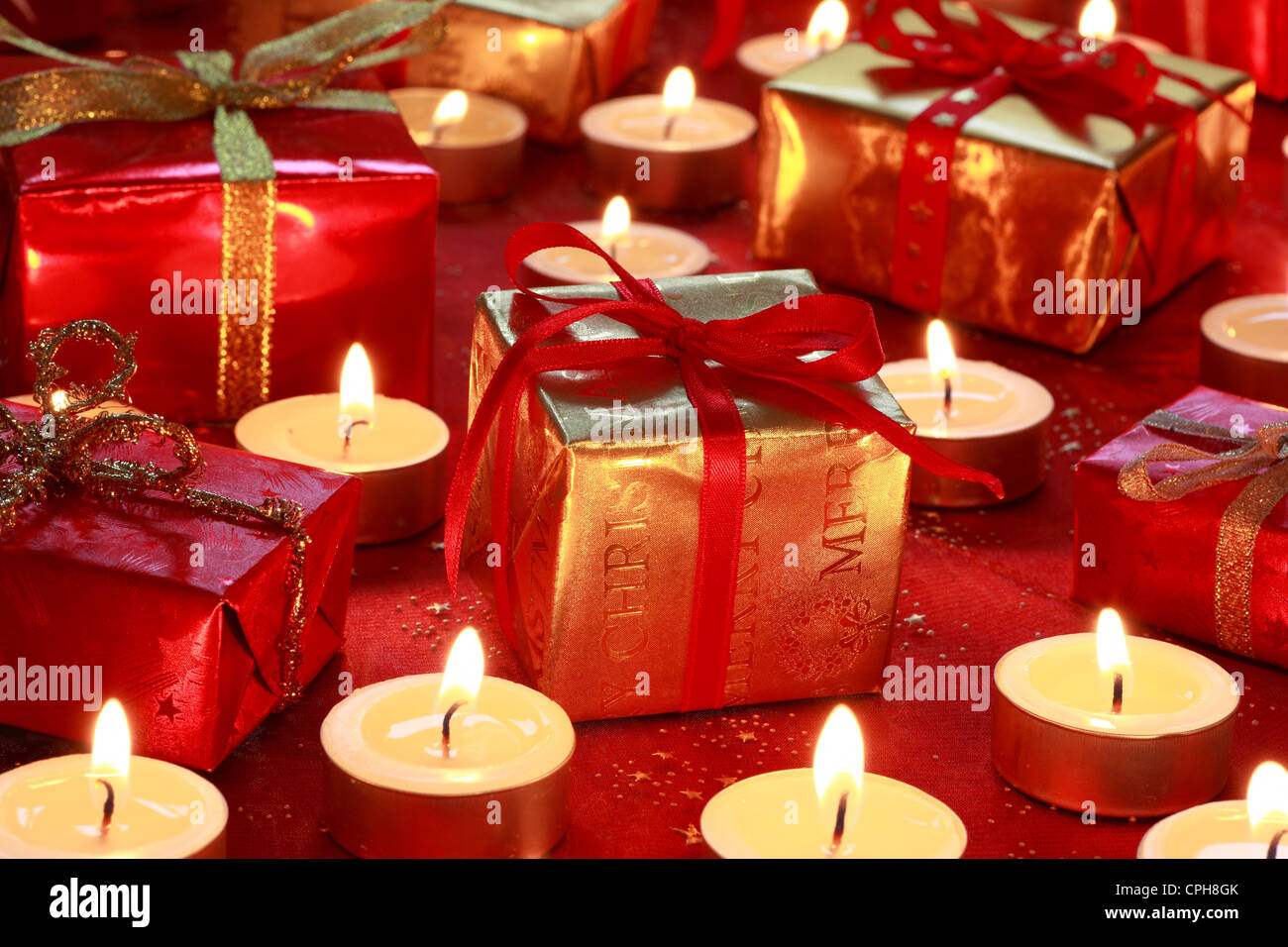 Decoration, present, presents, candle, candles, light, close-up, parcel ...