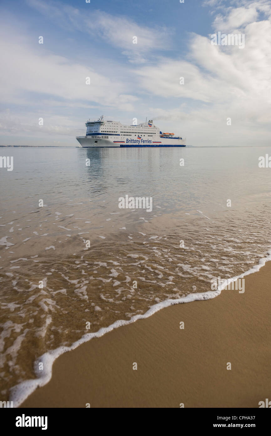 Poole harbour ferry hi-res stock photography and images - Alamy