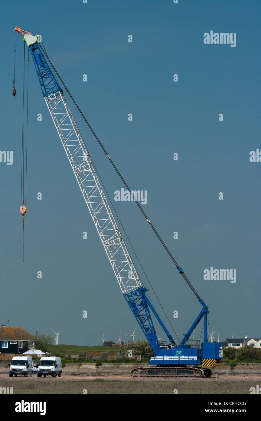 Crawler cranes hi-res stock photography and images - Alamy