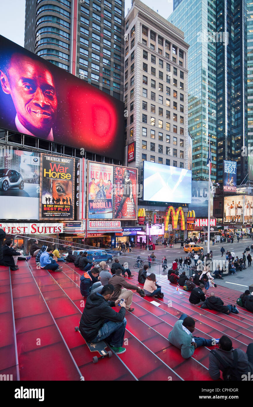 USA, United States, America, New York, Manhattan, Times Square, active ...