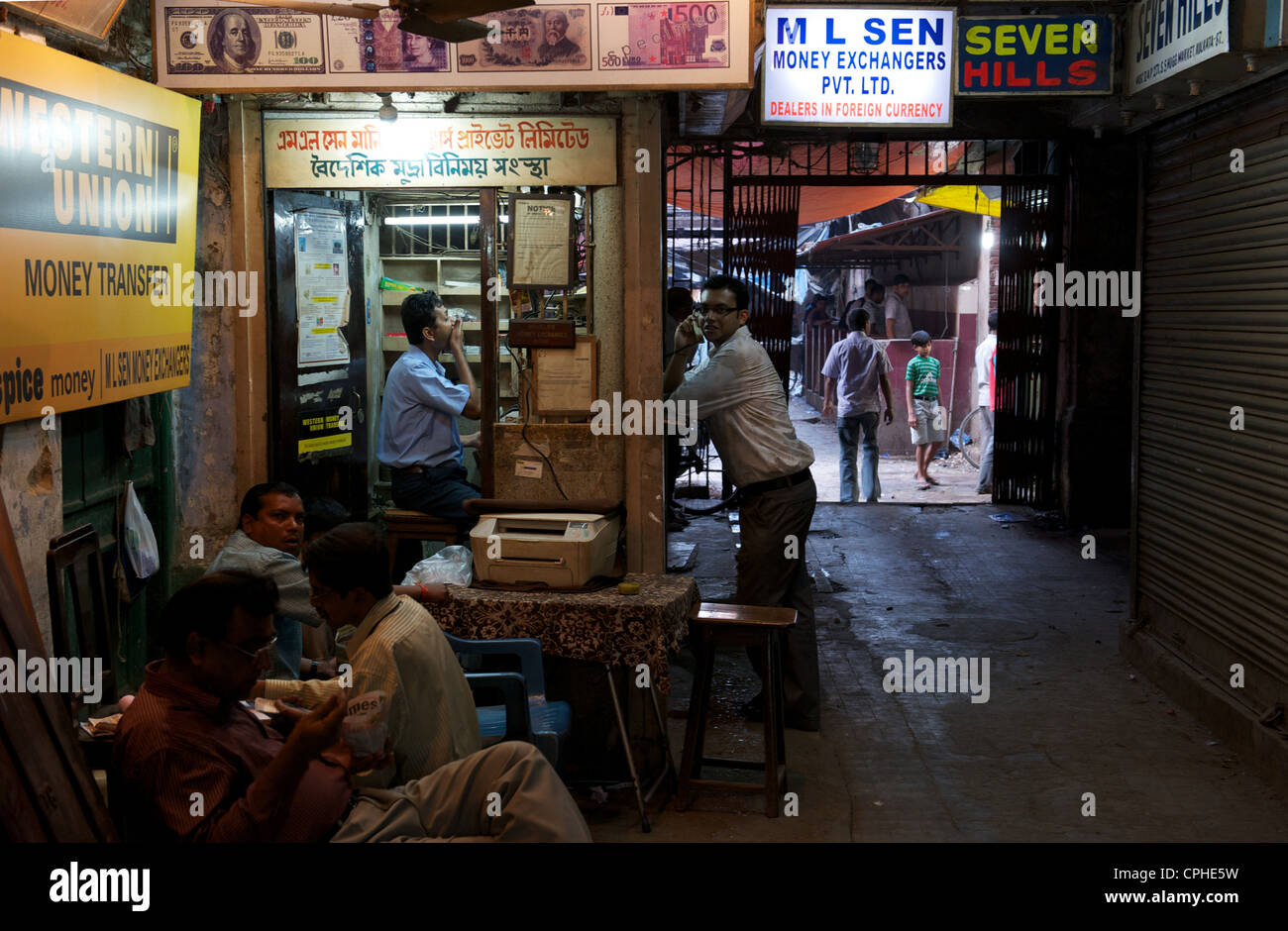 Sudder Street district, Cenral Calcutta, West Bengal, India Stock Photo ...