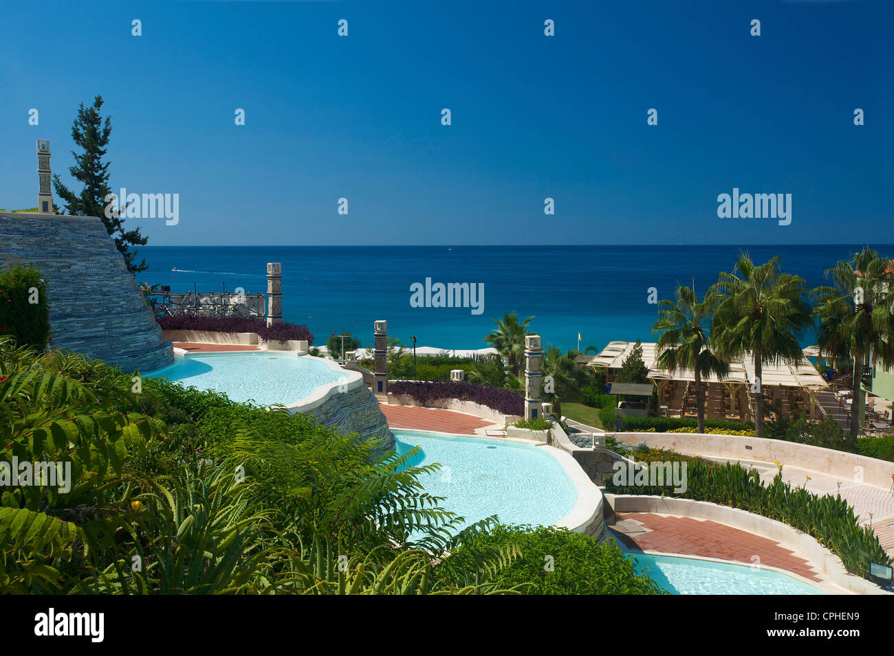 Hotel pools hi-res stock photography and images - Alamy