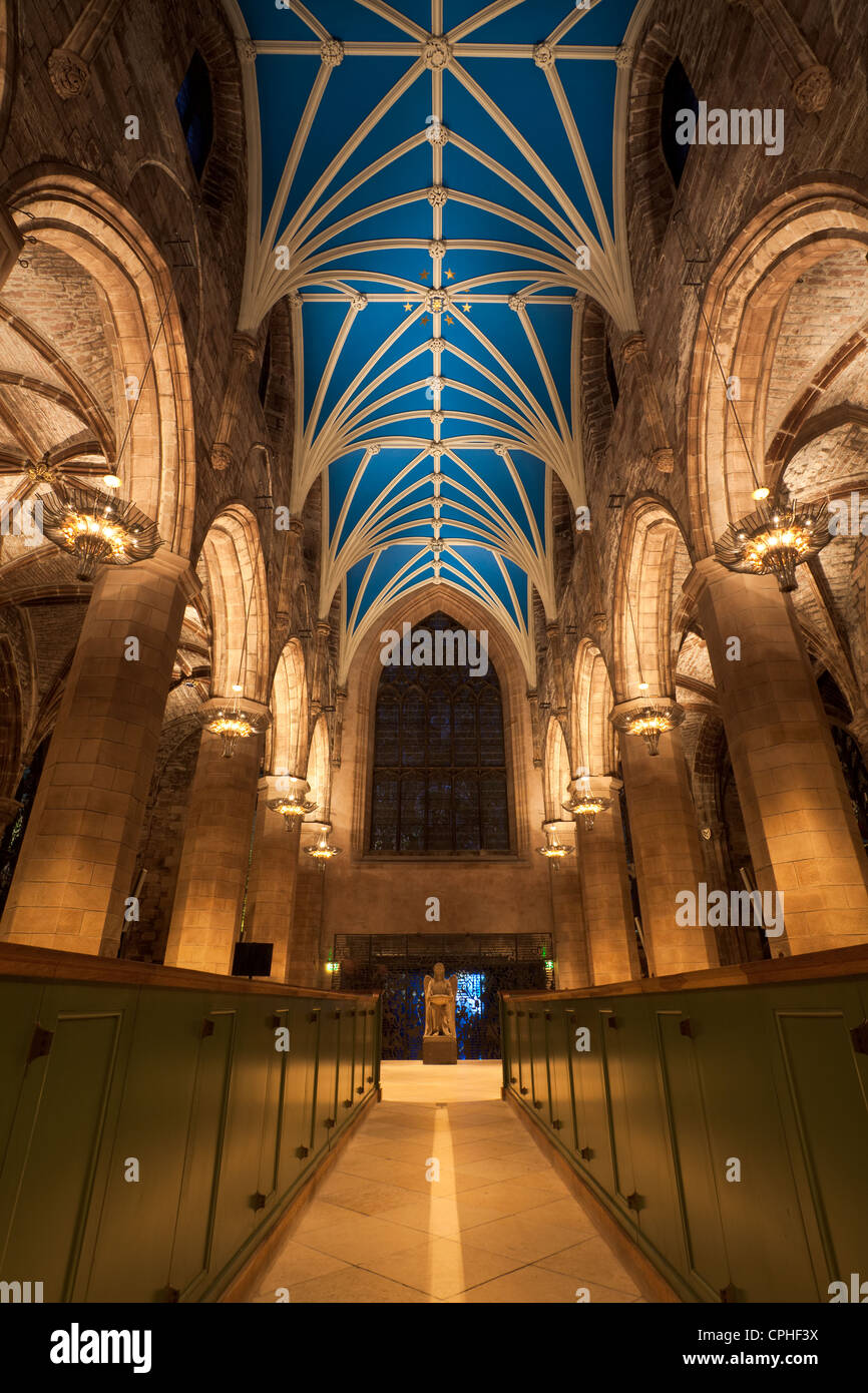 The interior of High Kirk of Edinburgh (St Giles' Cathedral), Edinburgh ...