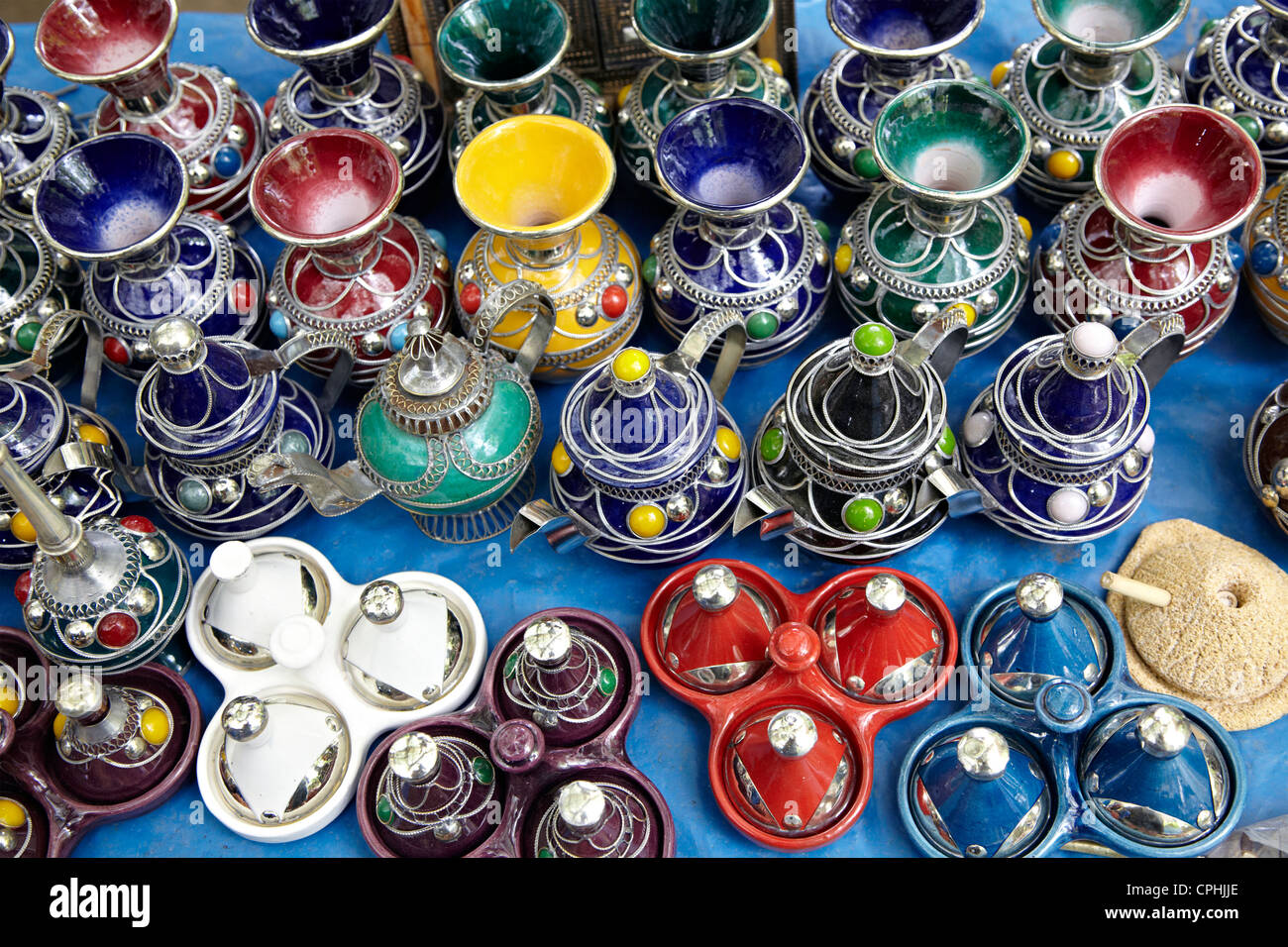 Morocco pottery hi-res stock photography and images - Alamy