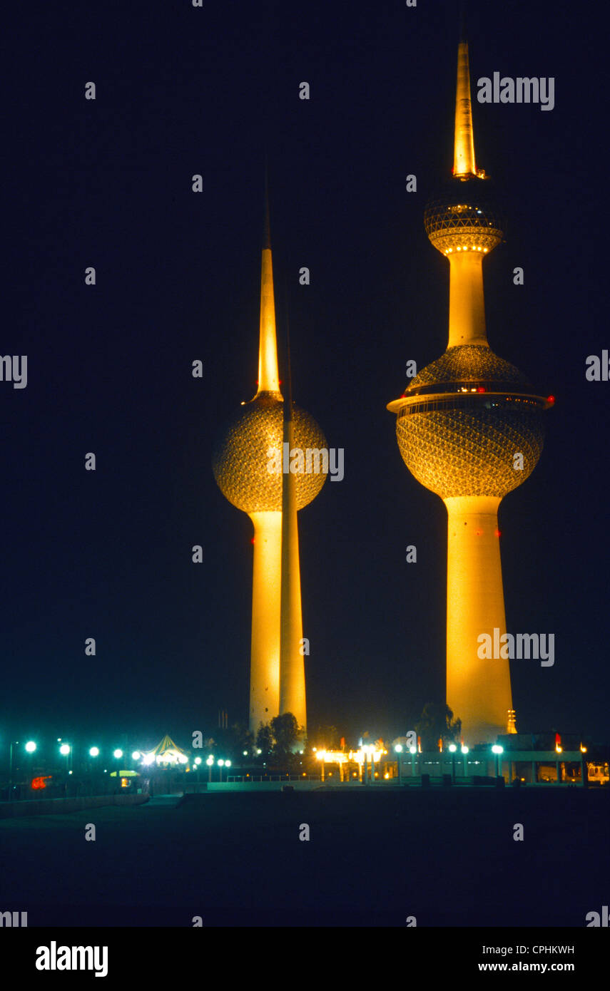 Kuwait City Kuwait Kuwait Towers at Night Stock Photo - Alamy