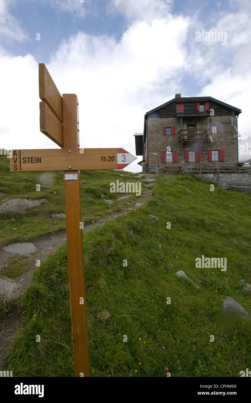 Austrian italian border hi-res stock photography and images - Alamy