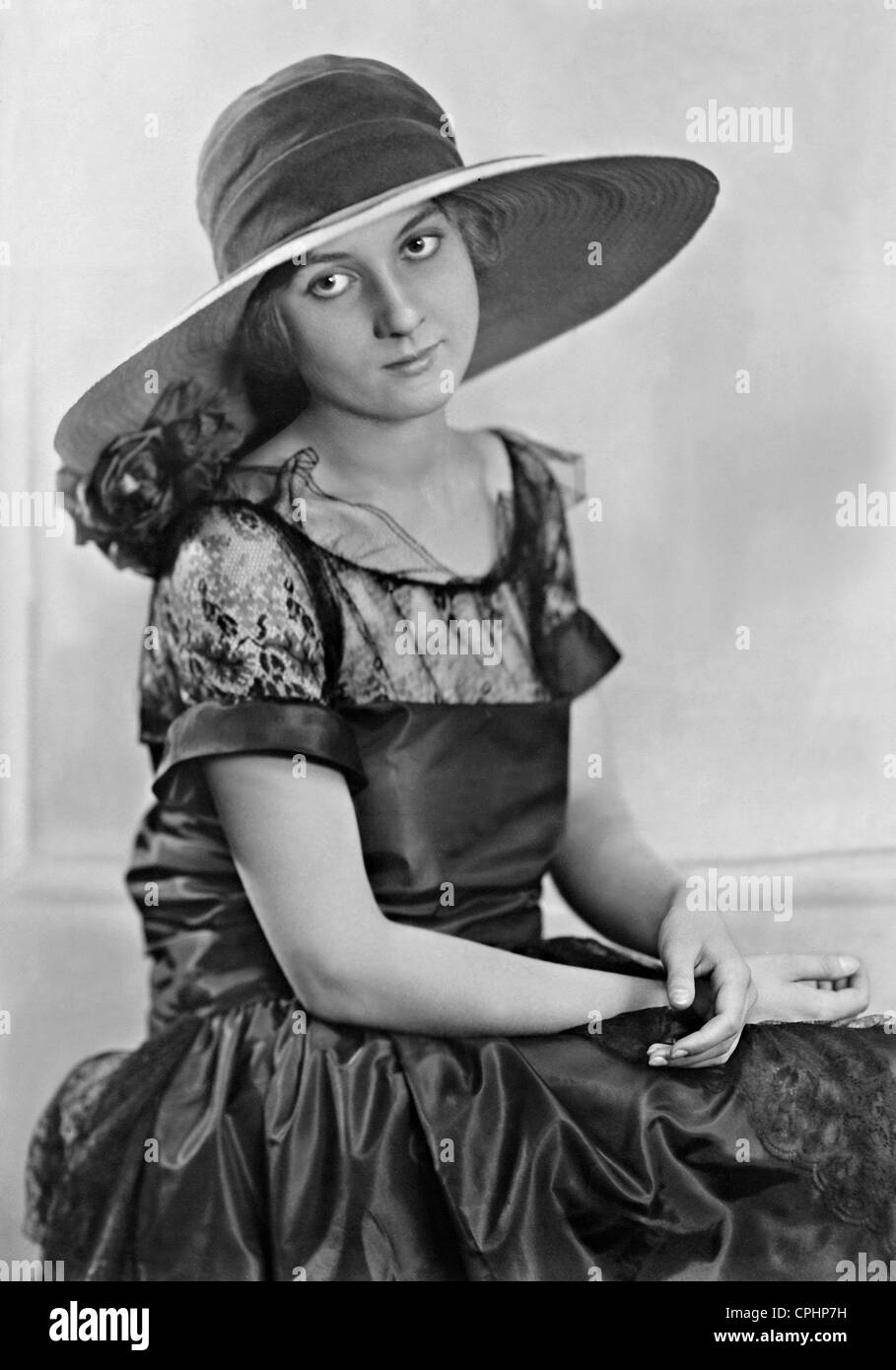 1922 actress hi-res stock photography and images - Alamy
