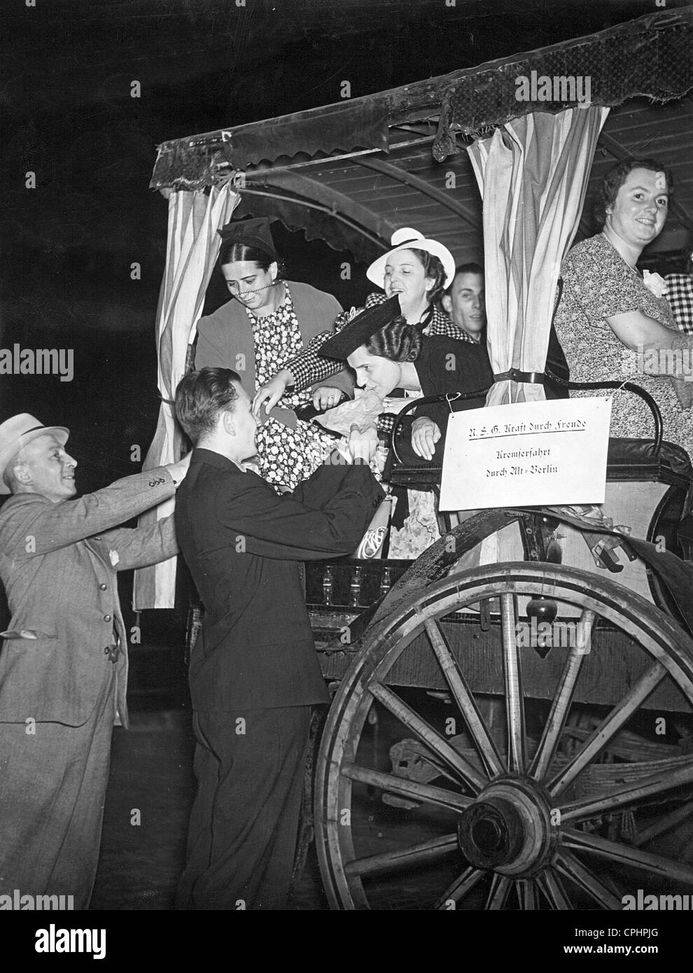 Charabanc hi-res stock photography and images - Alamy