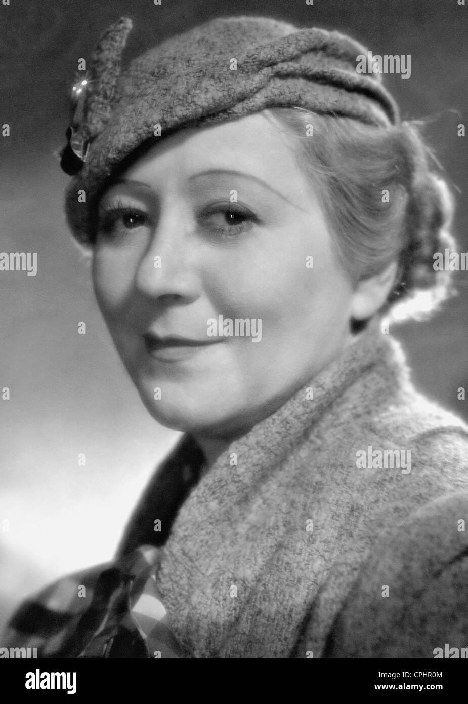 Trude Hesterberg in 'Isn't my husband fabulous?', 1933 Stock Photo - Alamy