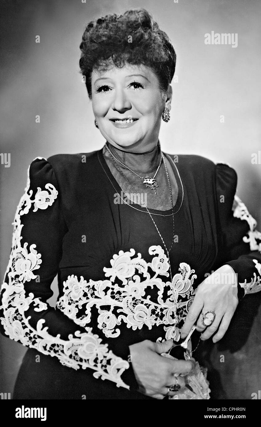 Trude Hesterberg in 'The Hochtourist', 1942 Stock Photo - Alamy