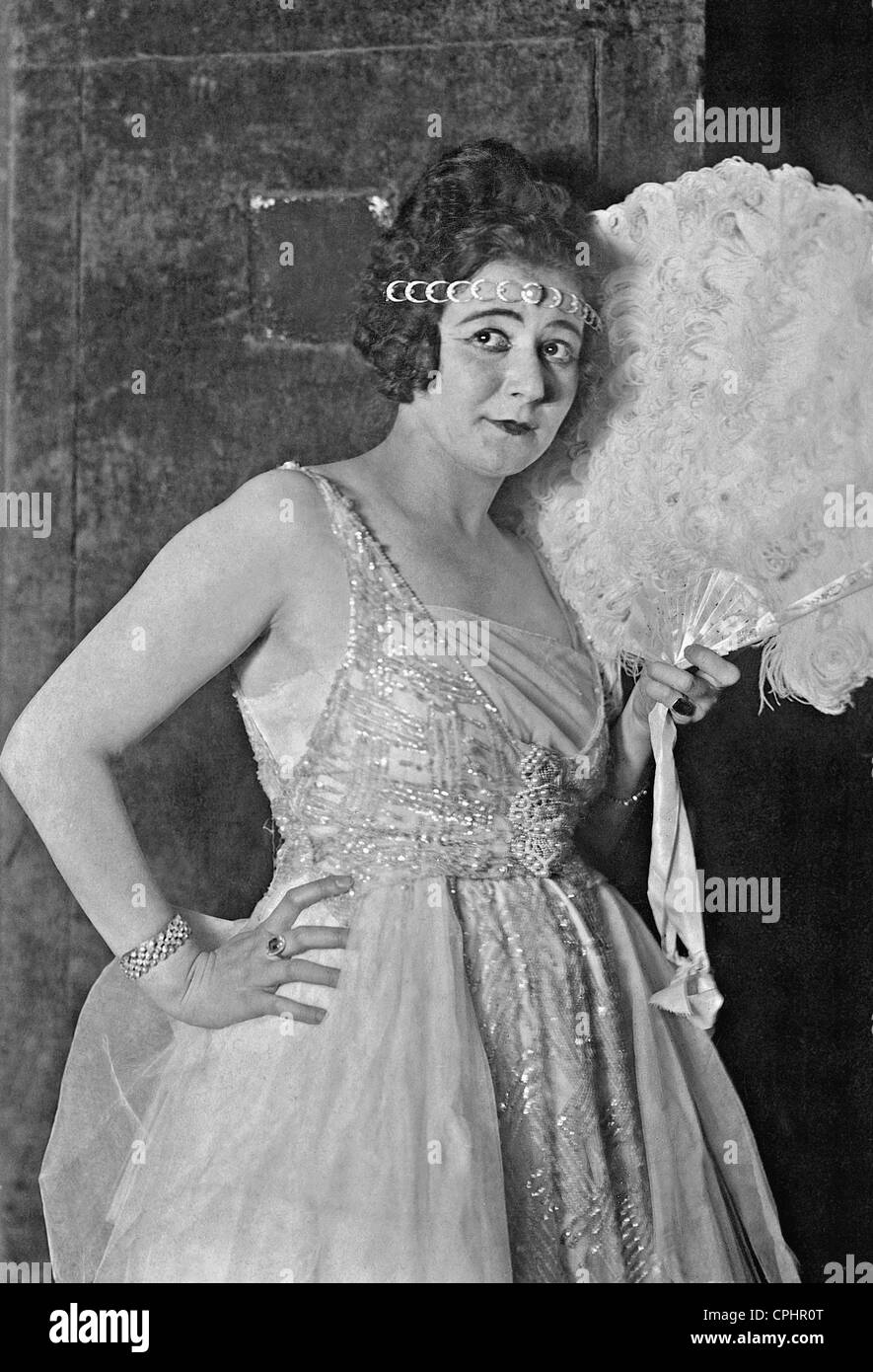 Trude Hesterberg in 'The woman in the dark', 1921 Stock Photo - Alamy