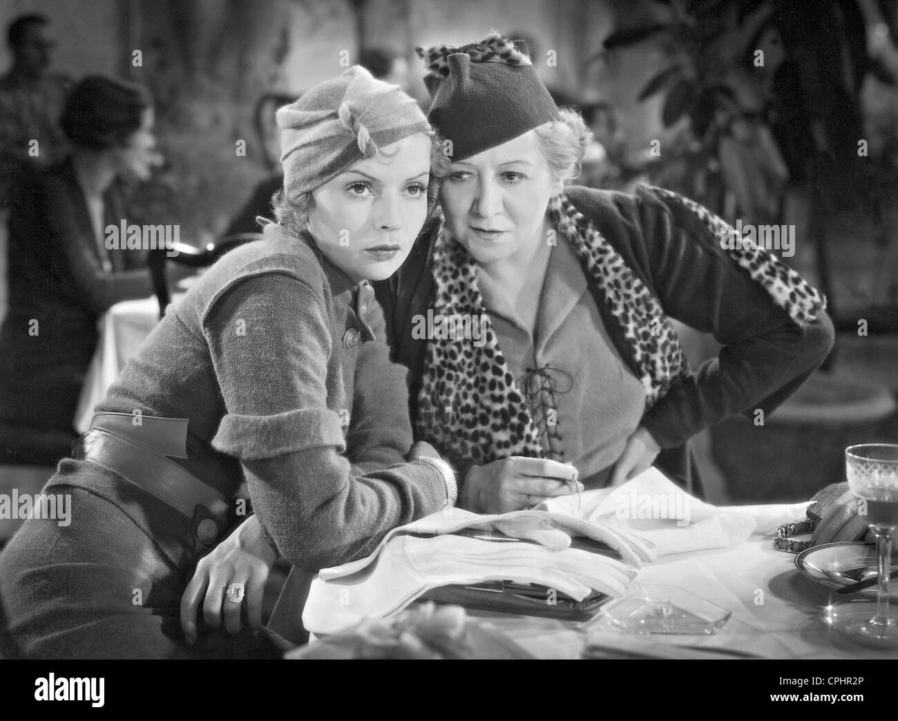 Gina Falckenberg and Trude Hesterberg in 'The porter from the Dalmasse ...