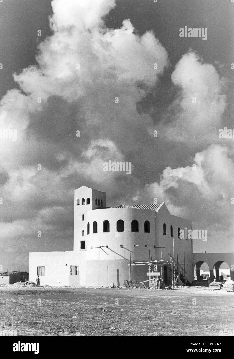 Colonial italian village in libya hi-res stock photography and images ...