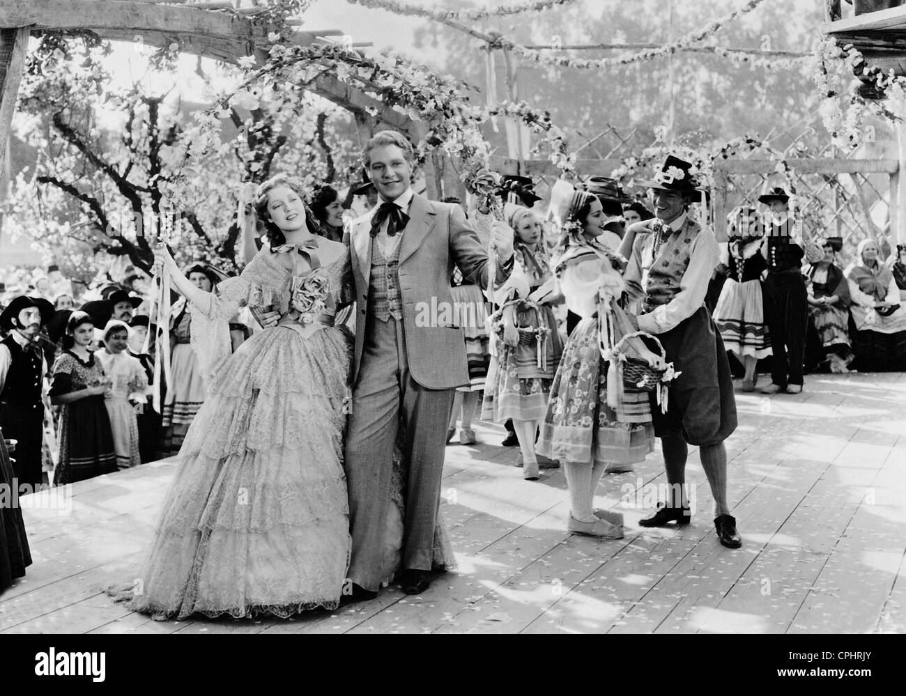 Nelson Eddy And Jeanette Macdonald In Maytime Hi Res Stock Photography