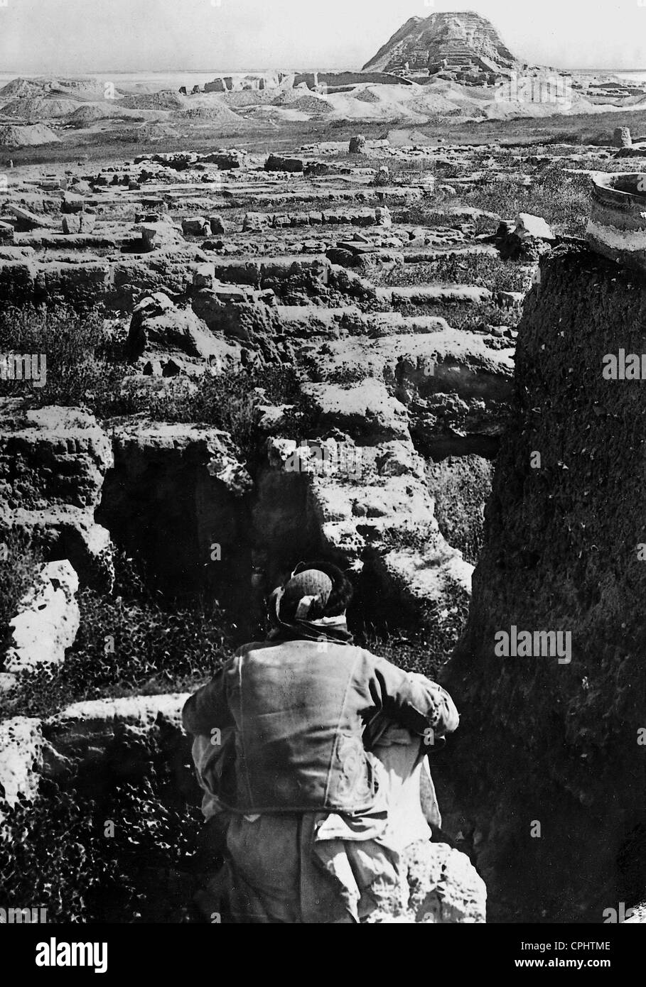 Excavation of Assur Stock Photo - Alamy