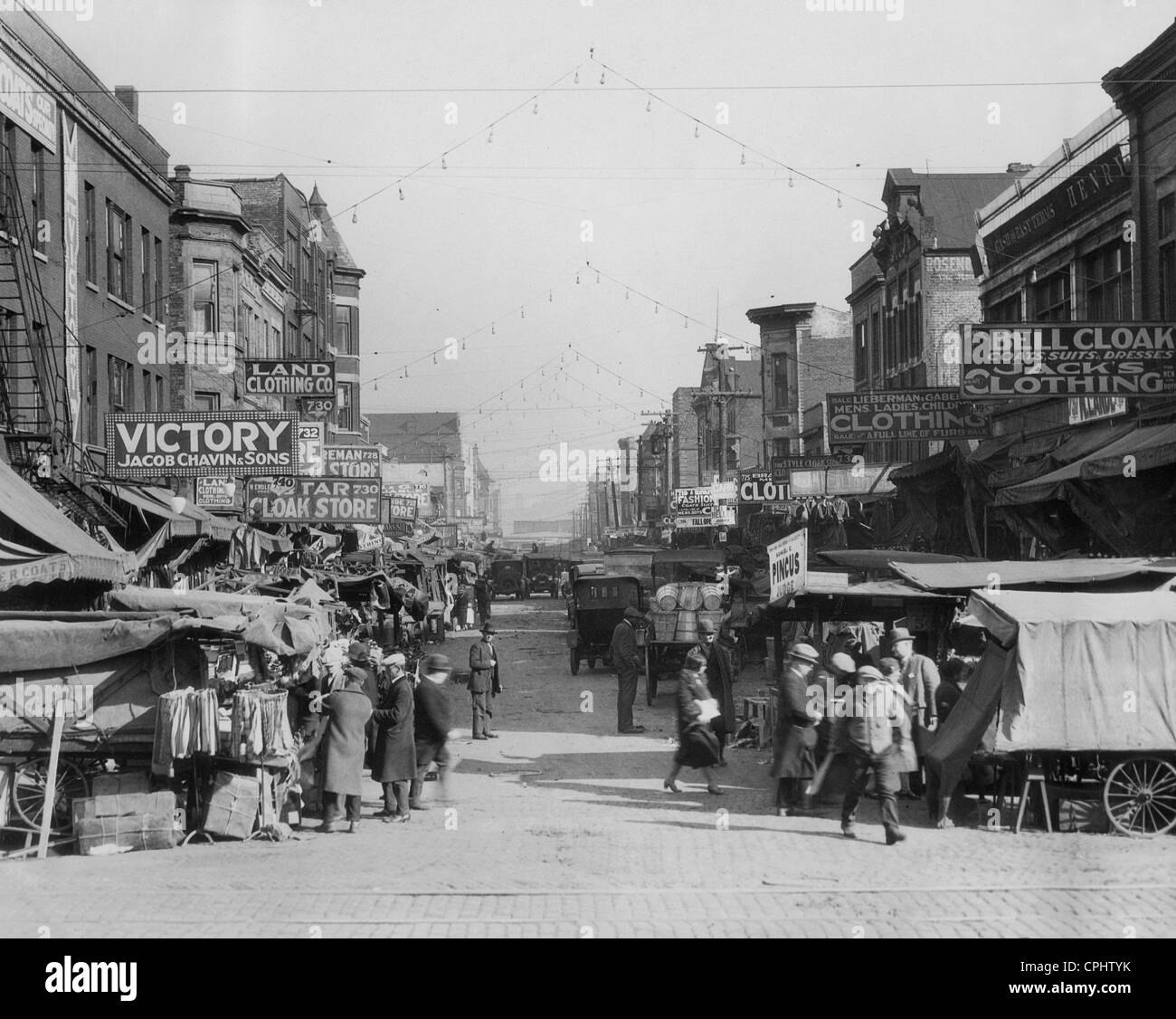 Maxwell street market hi-res stock photography and images - Alamy