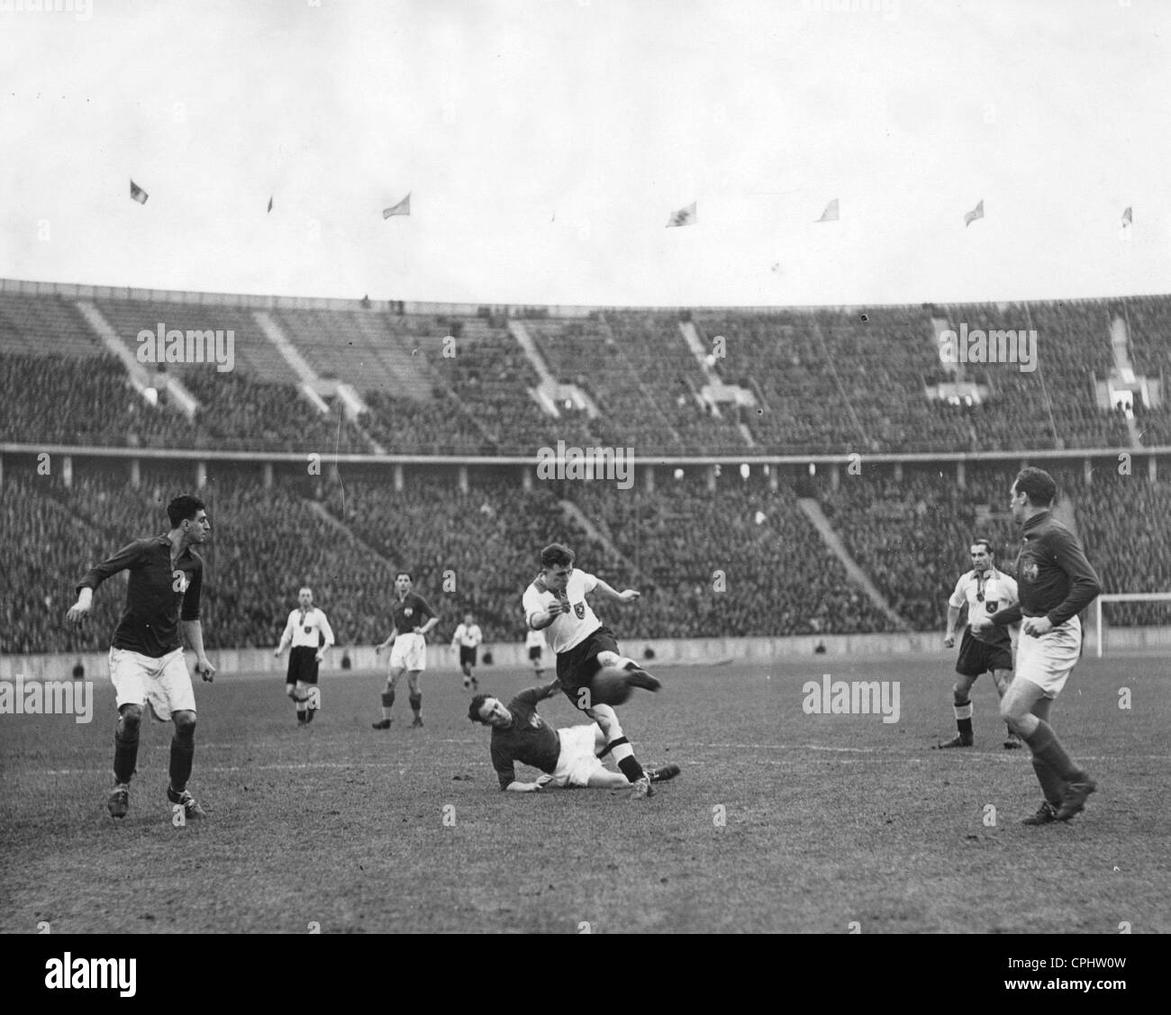 Yugoslavia football Black and White Stock Photos & Images - Alamy