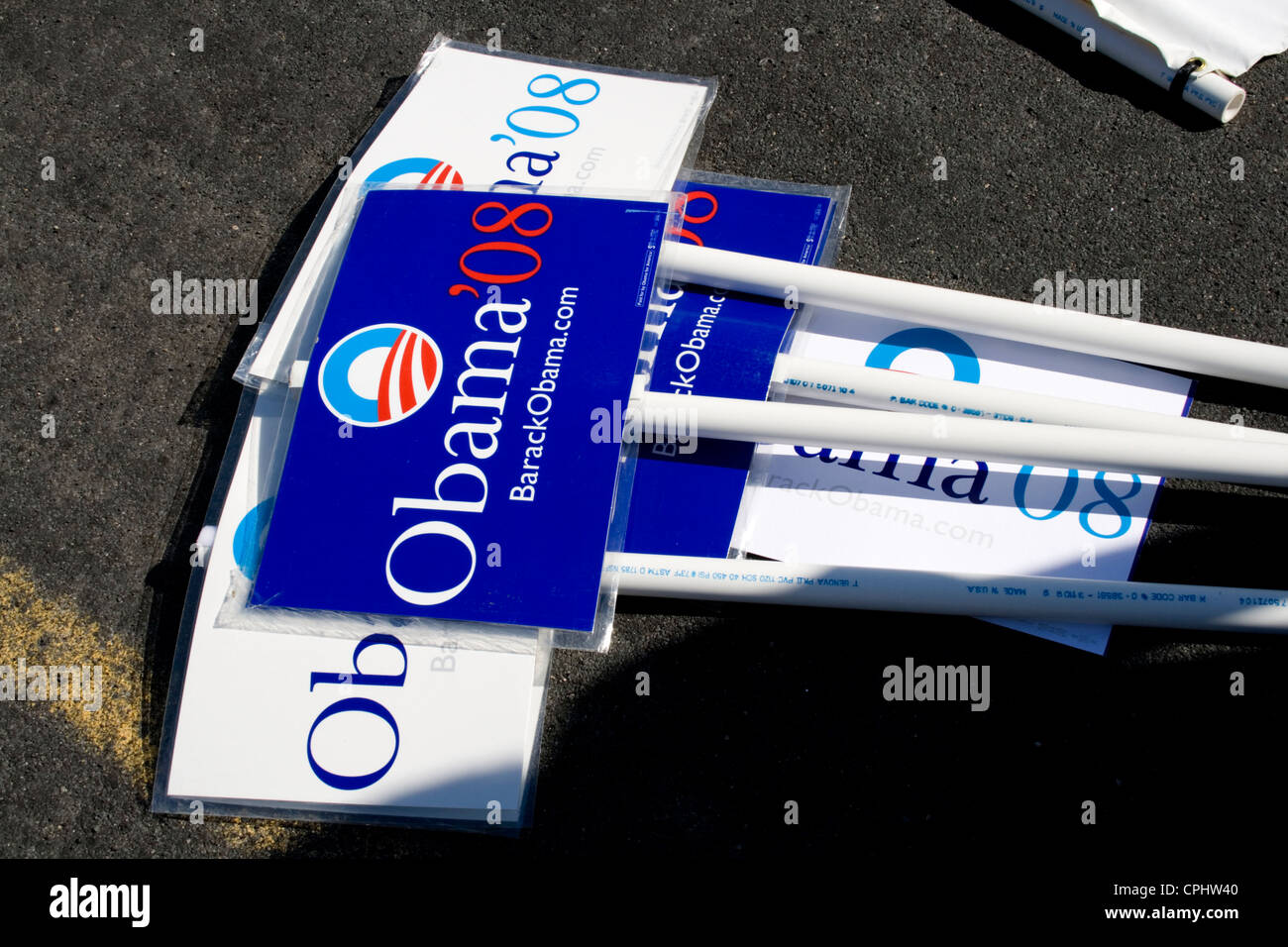 Barack Obama campaign sign posters for the 2008 election. Mexican ...