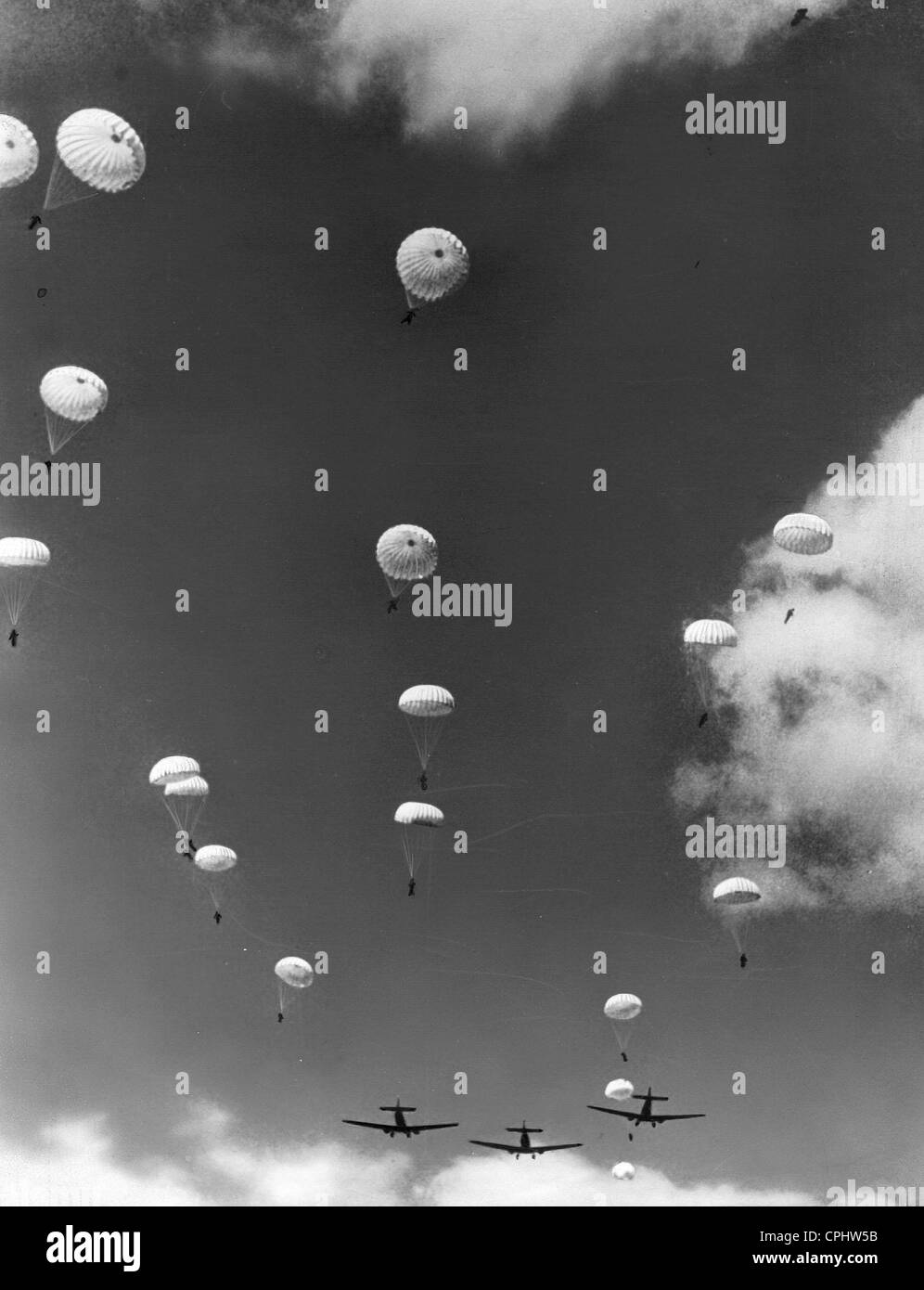 German Paratroopers Parachute over Belgium, 1940 Stock Photo - Alamy